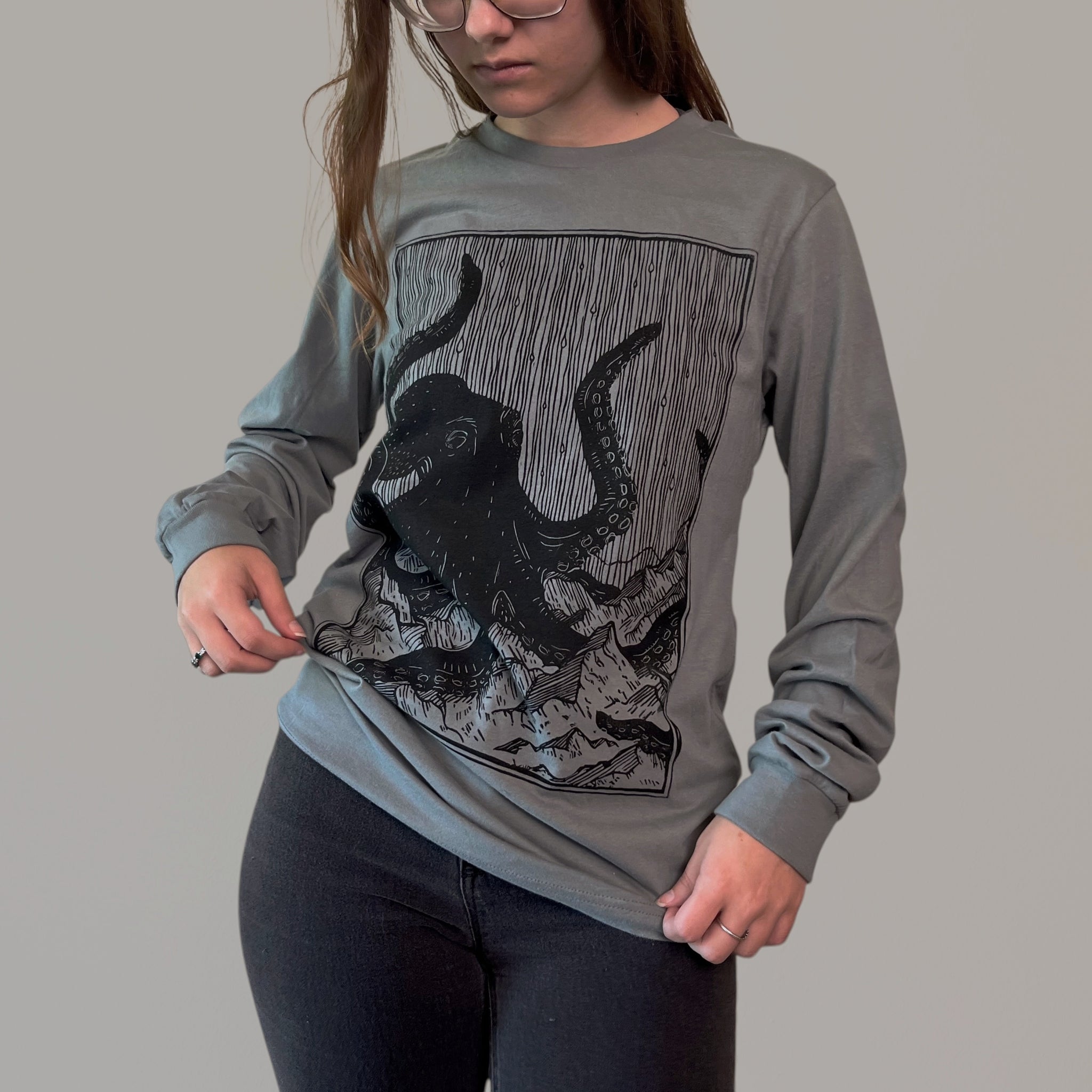 Mount Octopus Long-Sleeve